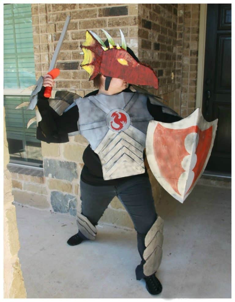Dragon Knight Costume Made Out Of Boxes - Boxtumes! - iSaveA2Z.com